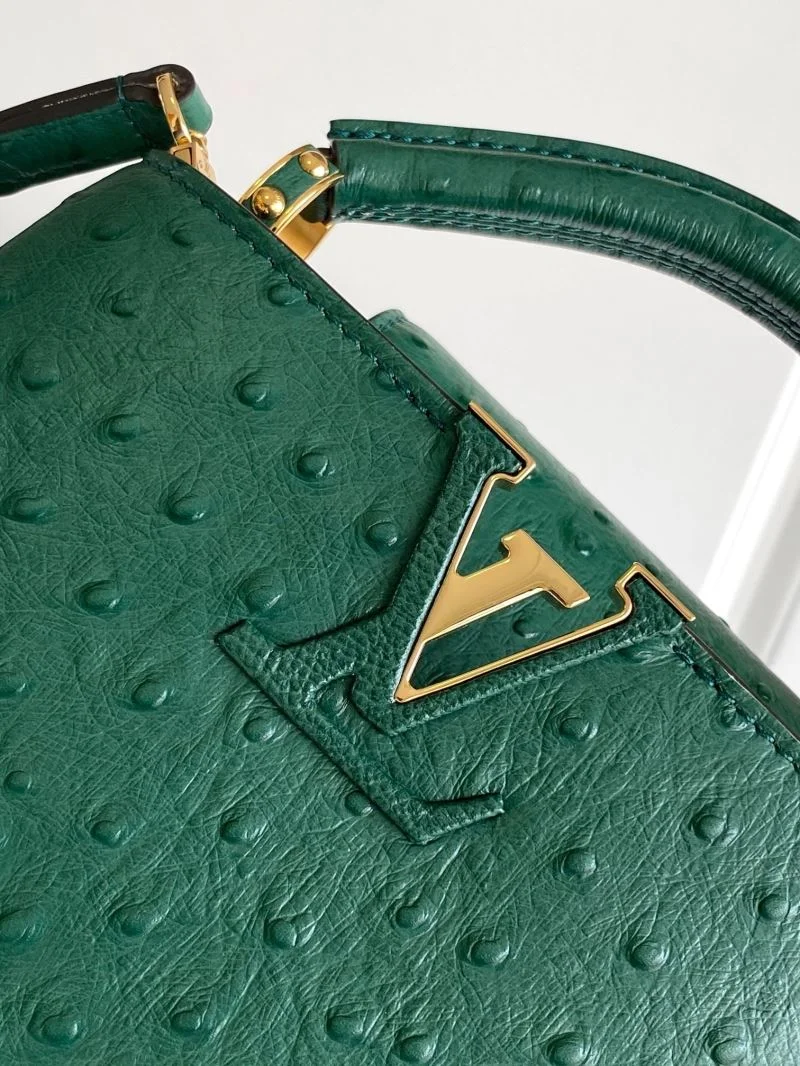 Bargain Louis Vuitton Capucines BB Bags