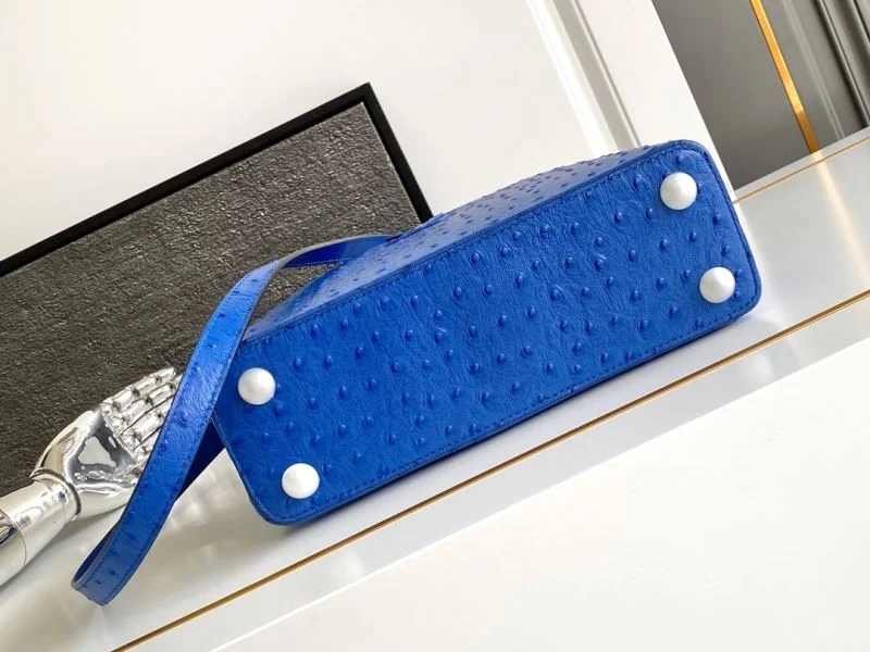 Cut-rate Louis Vuitton Capucines BB Bags