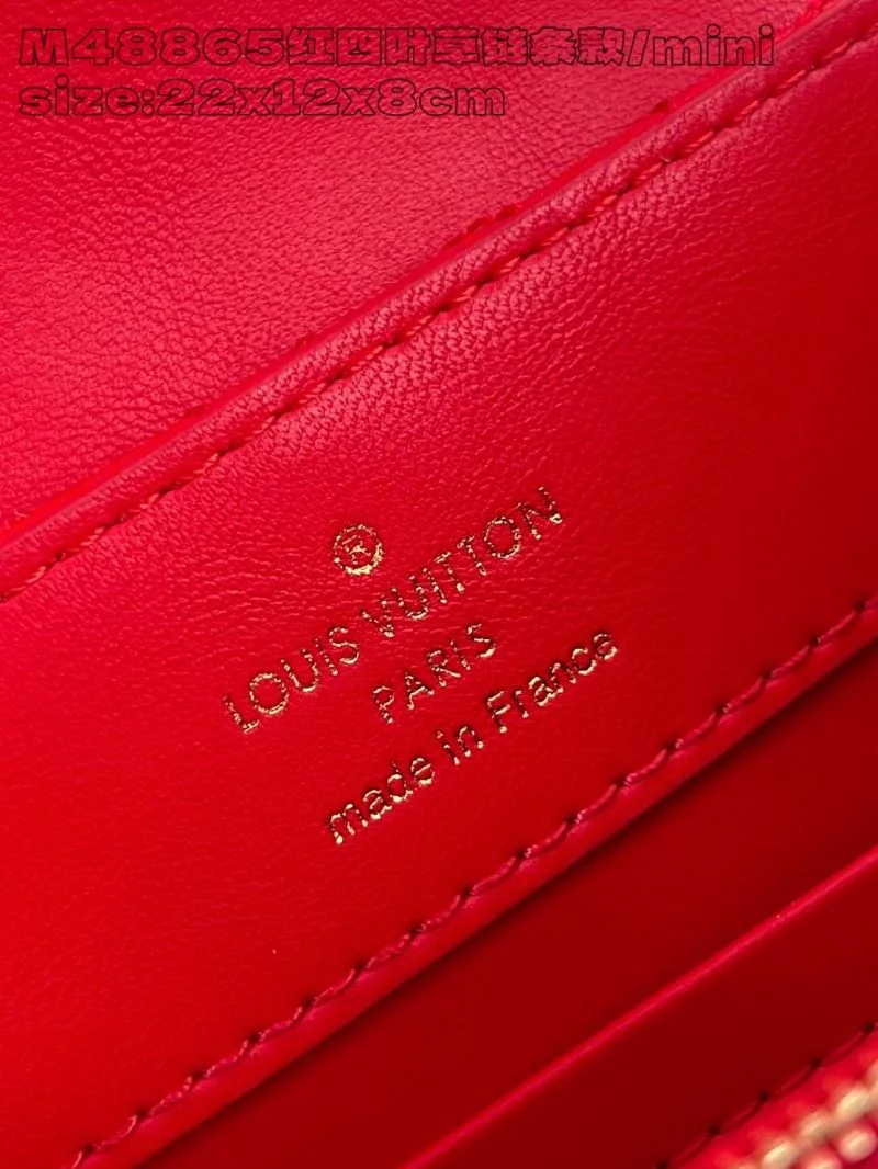 Bargain Louis Vuitton Capucines BB Bags