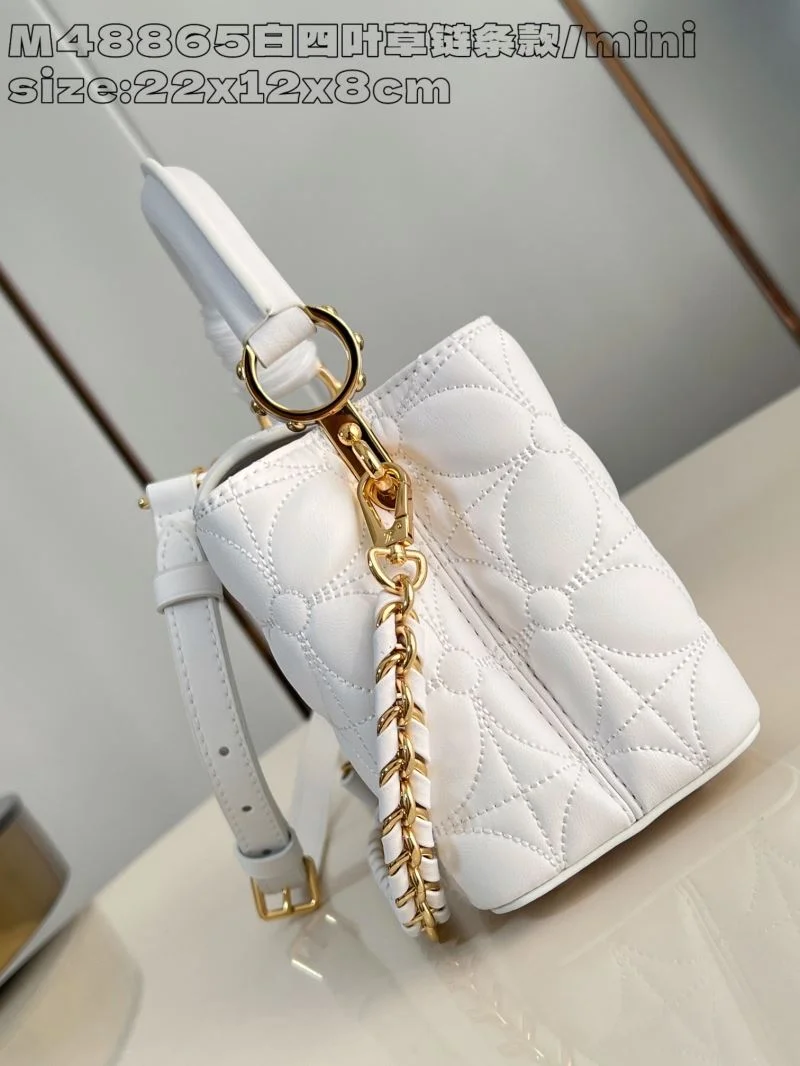 Cut-rate Louis Vuitton Capucines BB Bags