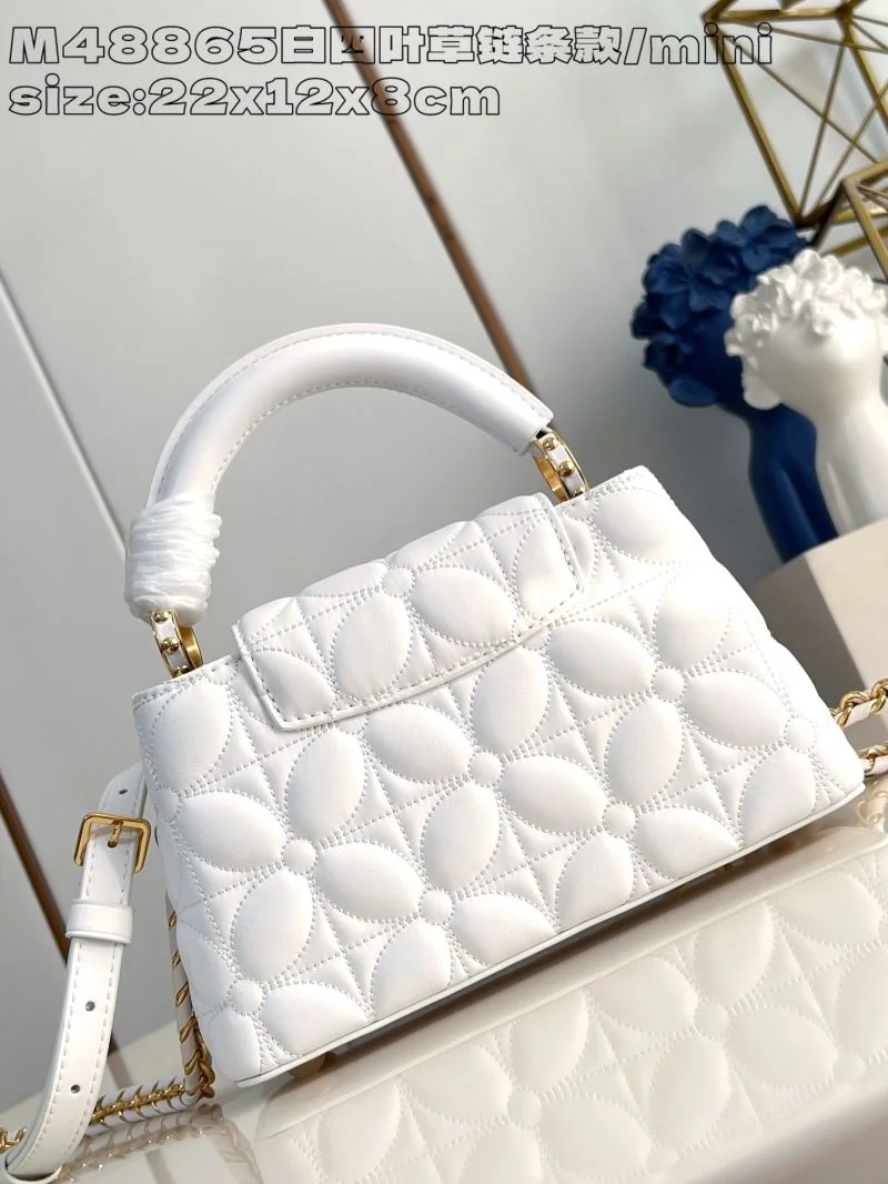 Cut-rate Louis Vuitton Capucines BB Bags