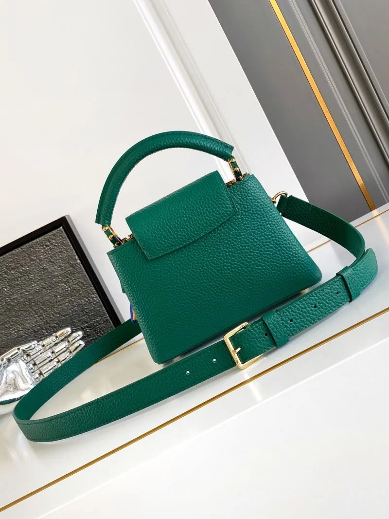 Mirror quality Louis Vuitton Capucines BB Bags