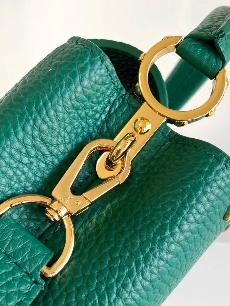 Mirror quality Louis Vuitton Capucines BB Bags