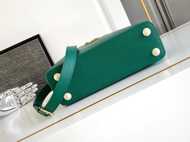 Exact replica Louis Vuitton Capucines BB Bags