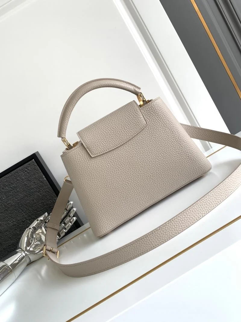 Top mirror Louis Vuitton Capucines BB Bags