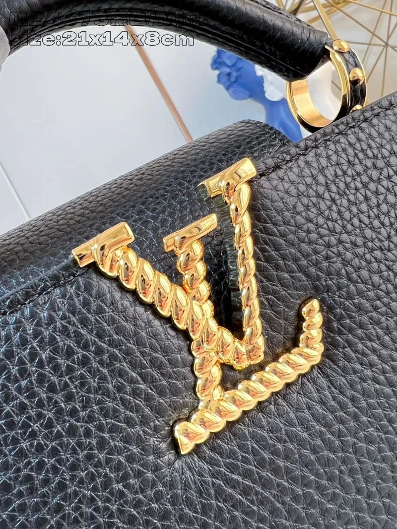 Top mirror Louis Vuitton Capucines BB Bags