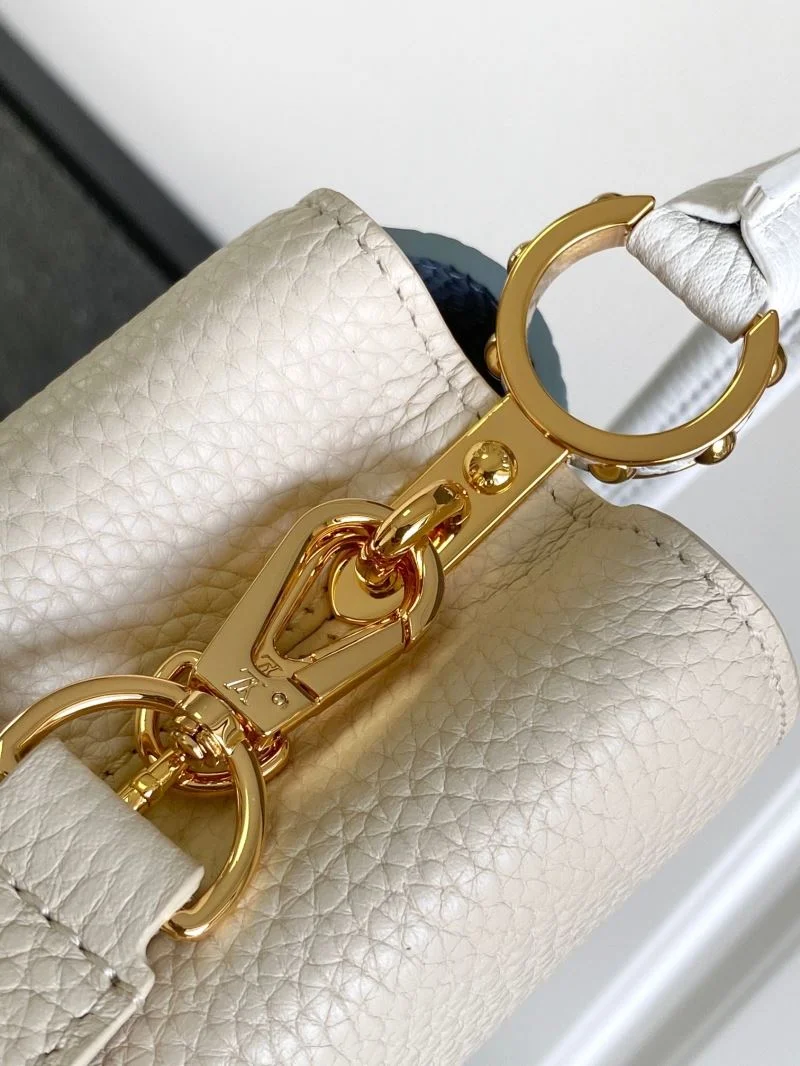 Inexpensive Louis Vuitton Capucines BB Bags