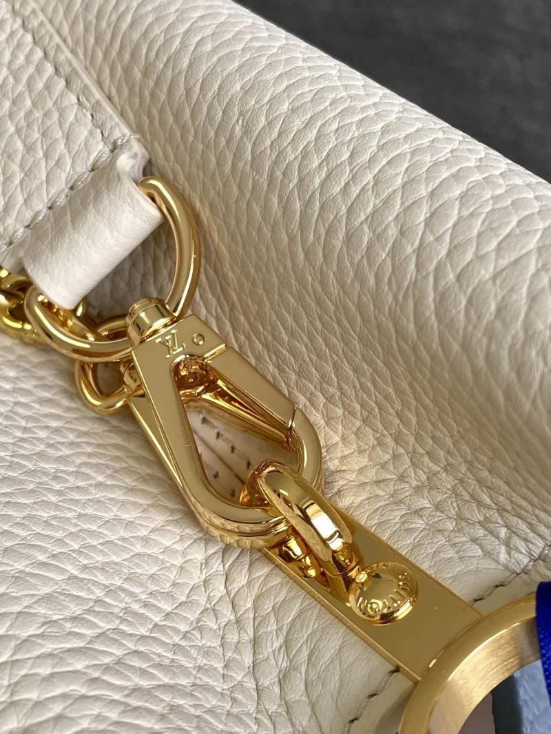 Inexpensive Louis Vuitton Capucines BB Bags