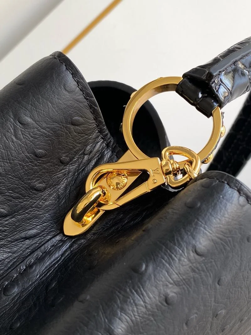 Mirror quality Louis Vuitton Capucines BB Bags