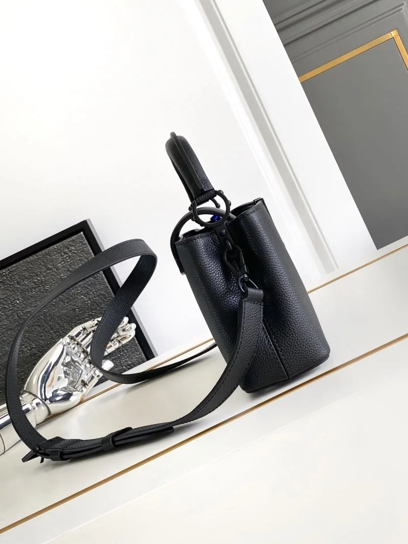 Top match Louis Vuitton Capucines BB Bags