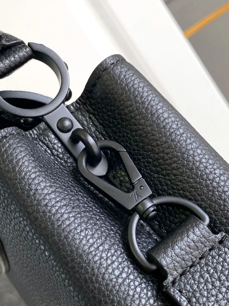 Top match Louis Vuitton Capucines BB Bags