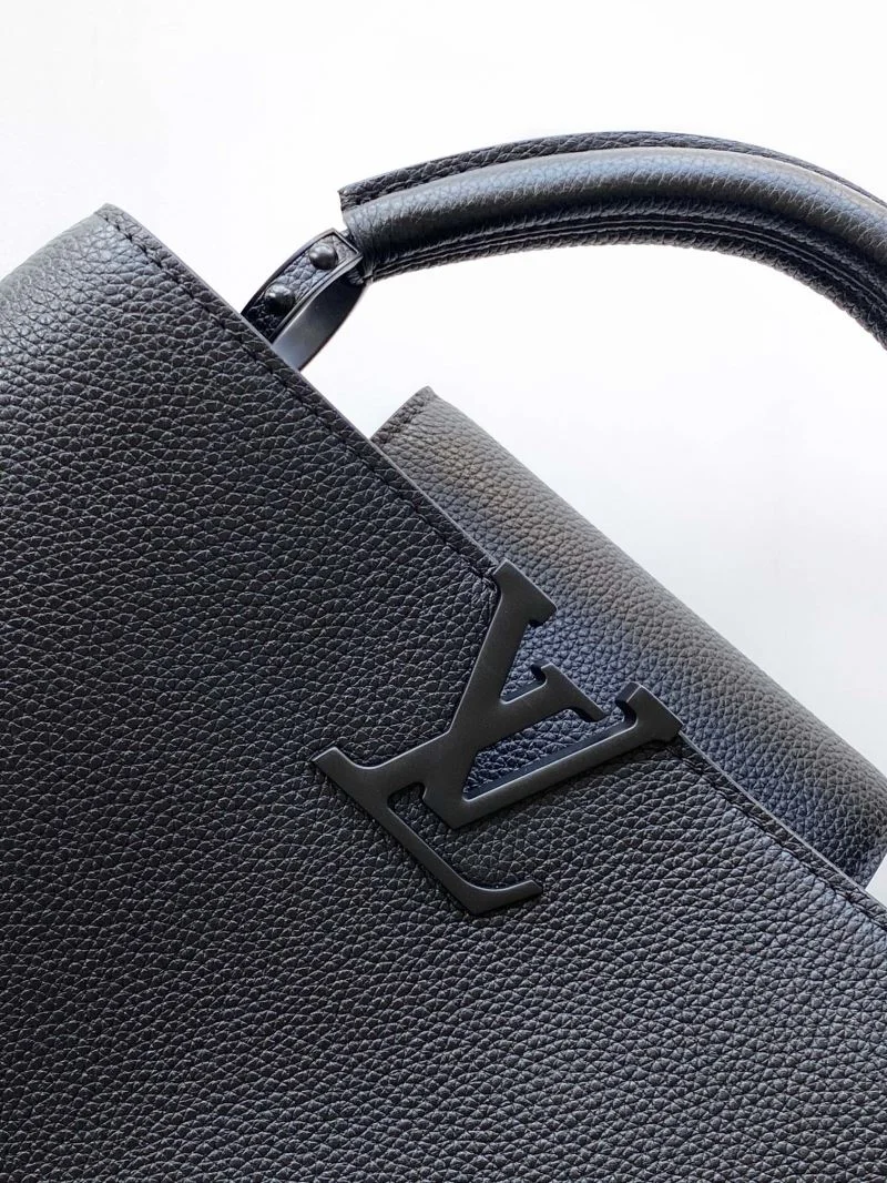 Mirror quality Louis Vuitton Capucines BB Bags
