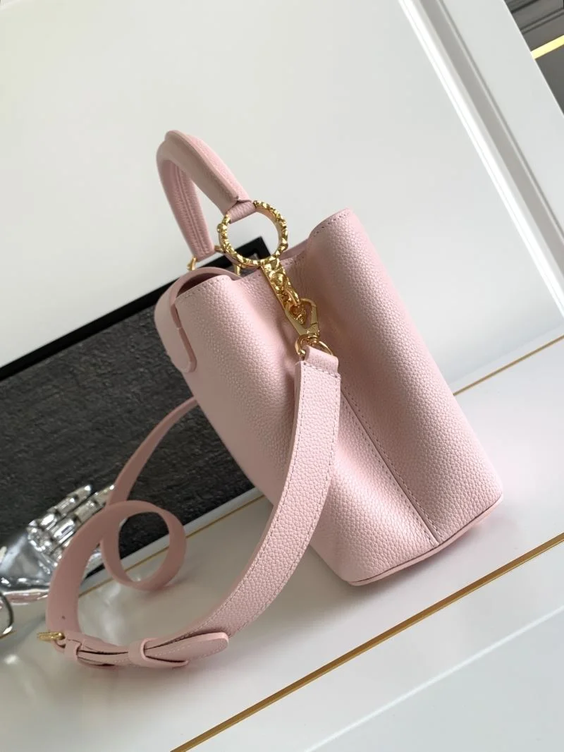 Top mirror Louis Vuitton Capucines BB Bags