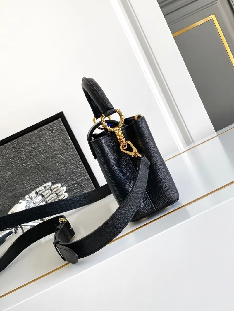 Top mirror Louis Vuitton Capucines BB Bags