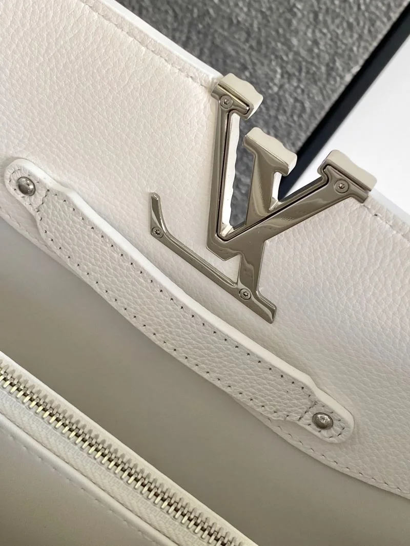 Official Louis Vuitton Capucines BB Bags