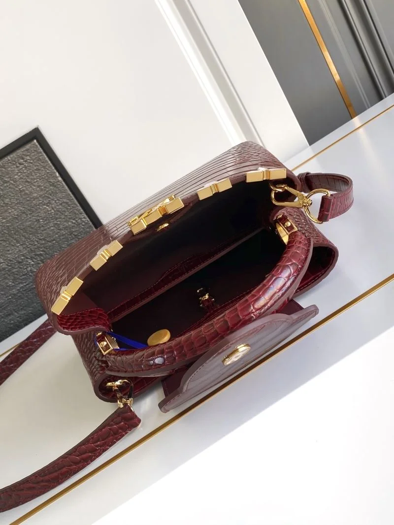 Bargain Louis Vuitton Capucines BB Bags