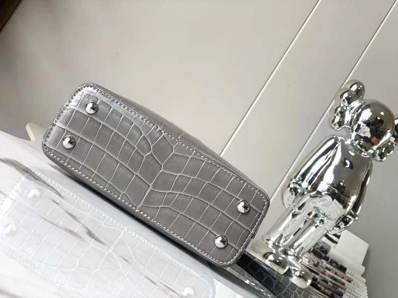 Economical Louis Vuitton Capucines BB Bags