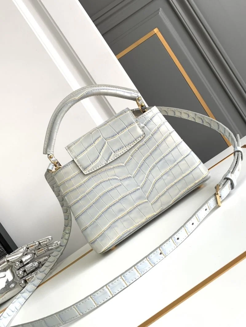 Official Louis Vuitton Capucines BB Bags