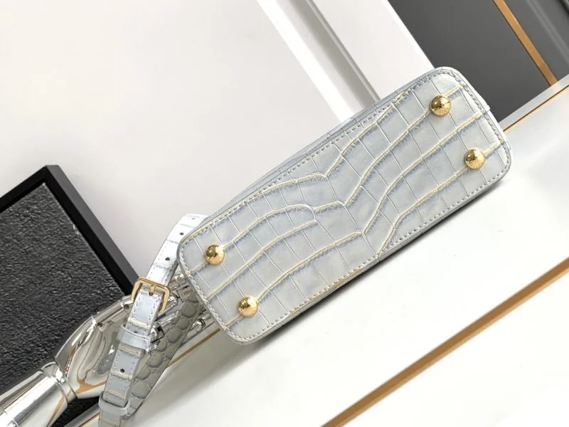 Official Louis Vuitton Capucines BB Bags