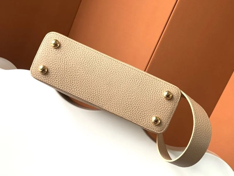 Bargain Louis Vuitton Capucines BB Bags