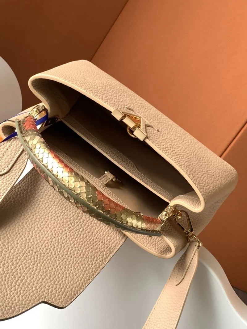 Bargain Louis Vuitton Capucines BB Bags