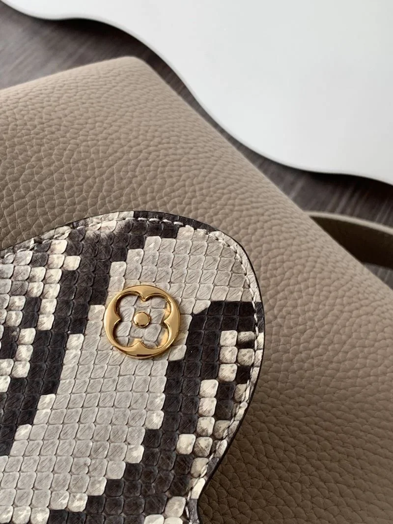 1:1 copy Louis Vuitton Capucines BB Bags