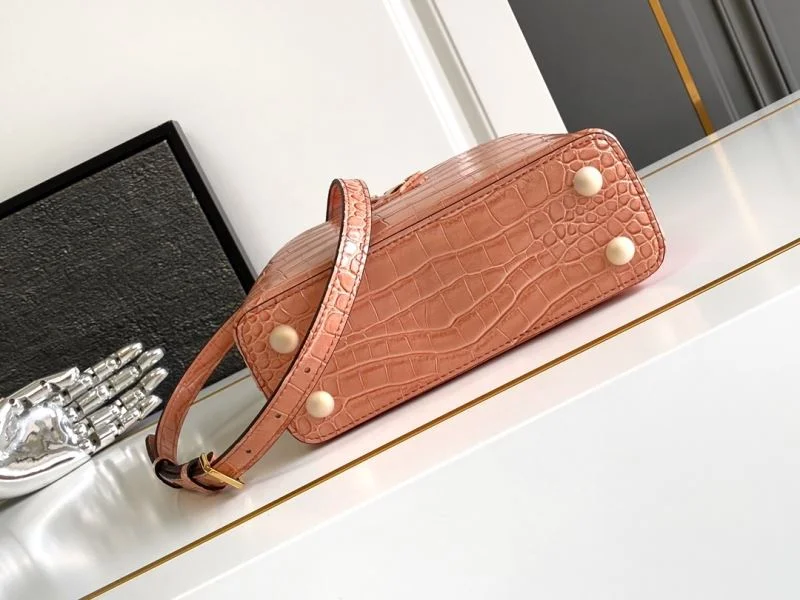 Brand-original Louis Vuitton Capucines BB Bags