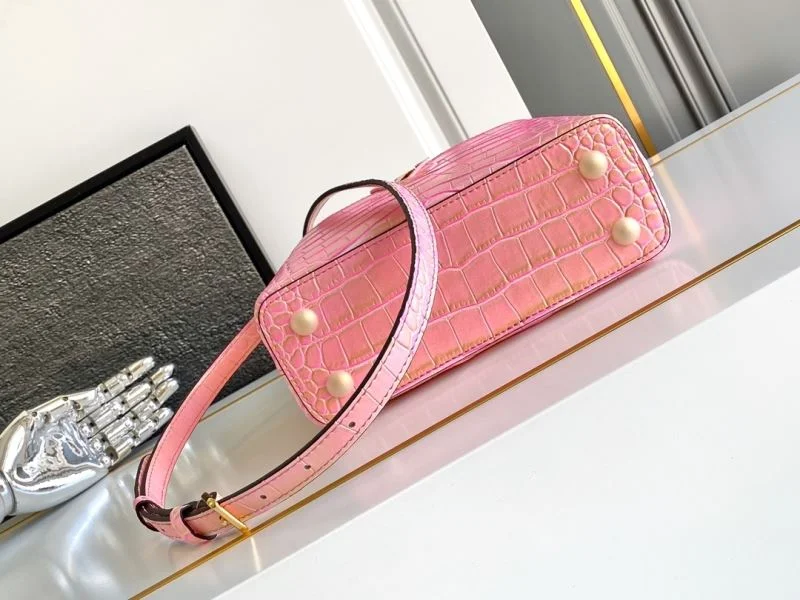 Exact replica Louis Vuitton Capucines BB Bags