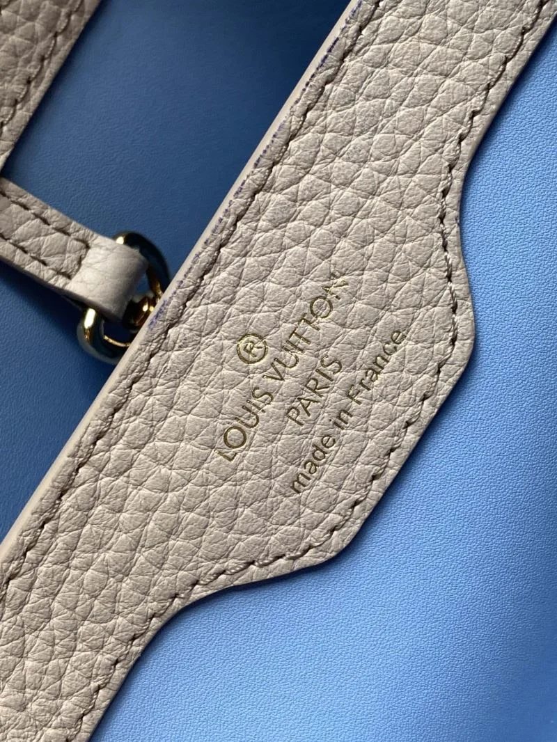 Mirror quality Louis Vuitton Capucines BB Bags