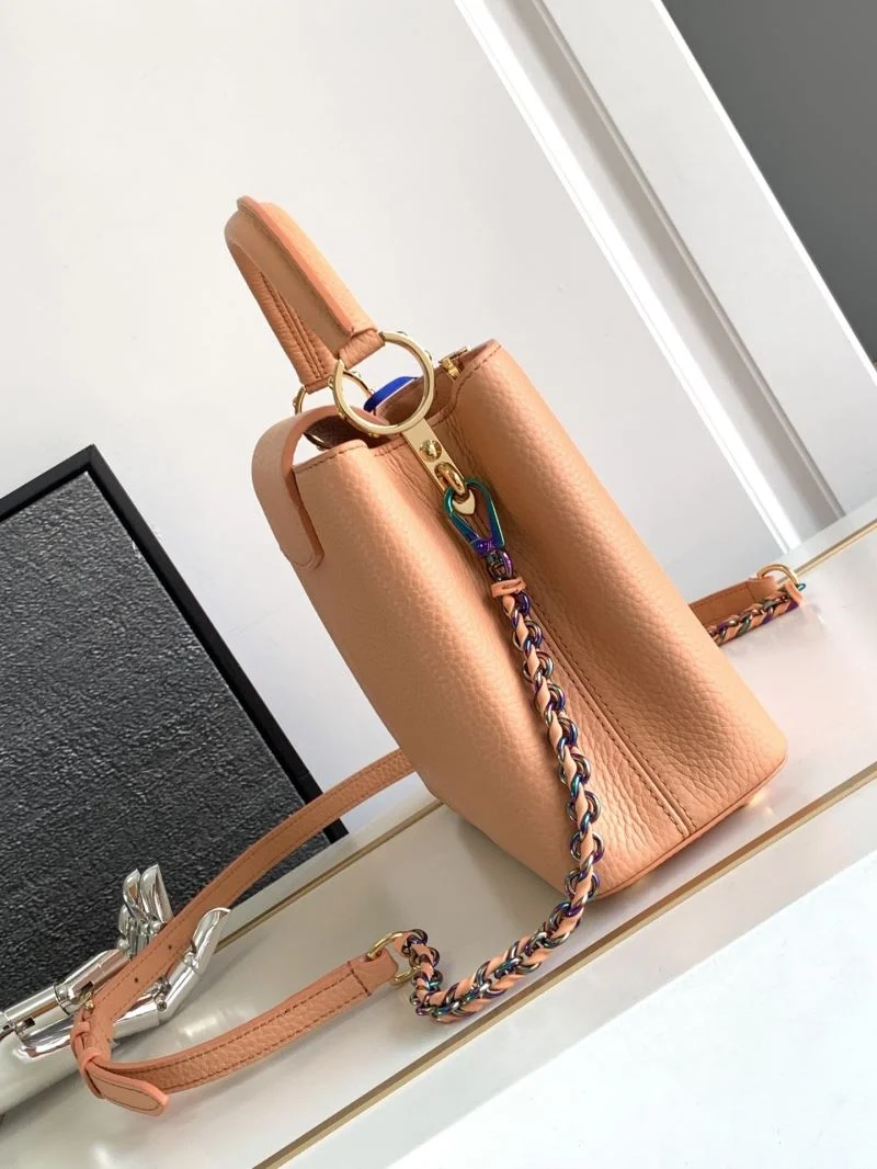 Mirror quality Louis Vuitton Capucines BB Bags
