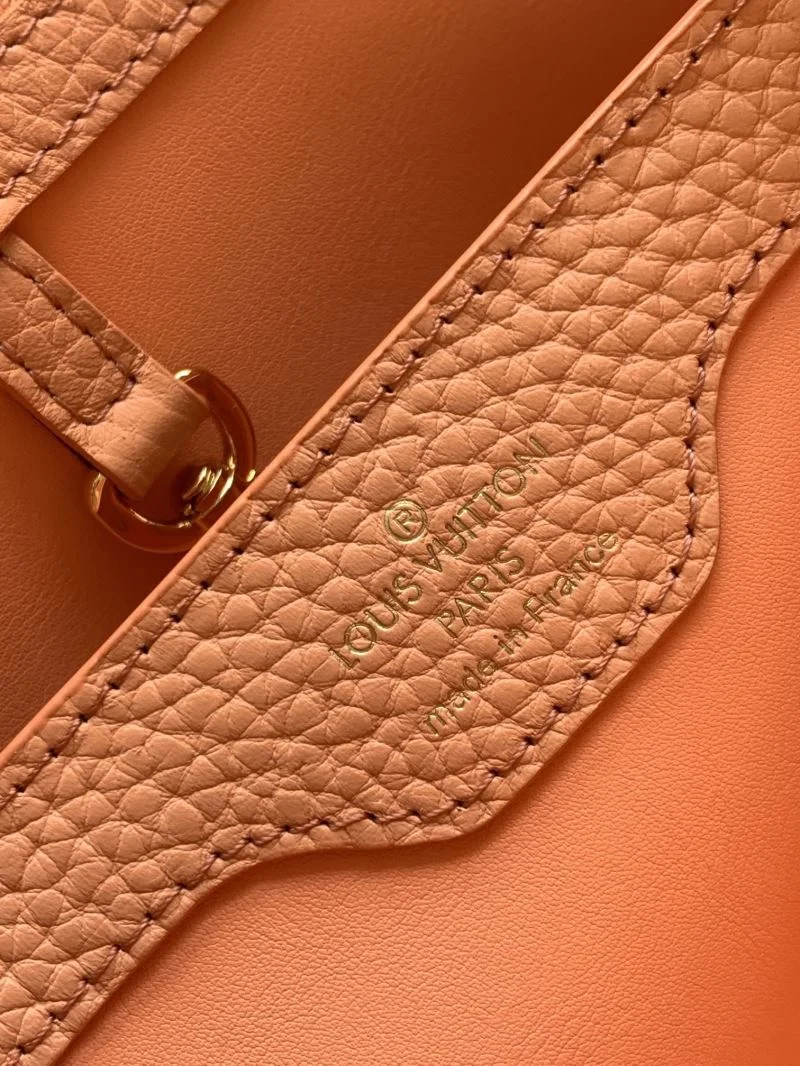 Mirror quality Louis Vuitton Capucines BB Bags