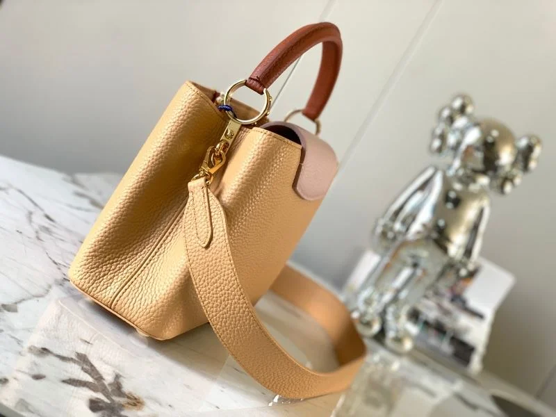 Bargain Louis Vuitton Capucines BB Bags