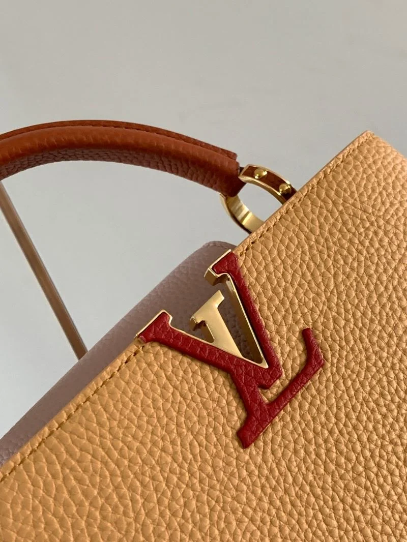 Bargain Louis Vuitton Capucines BB Bags