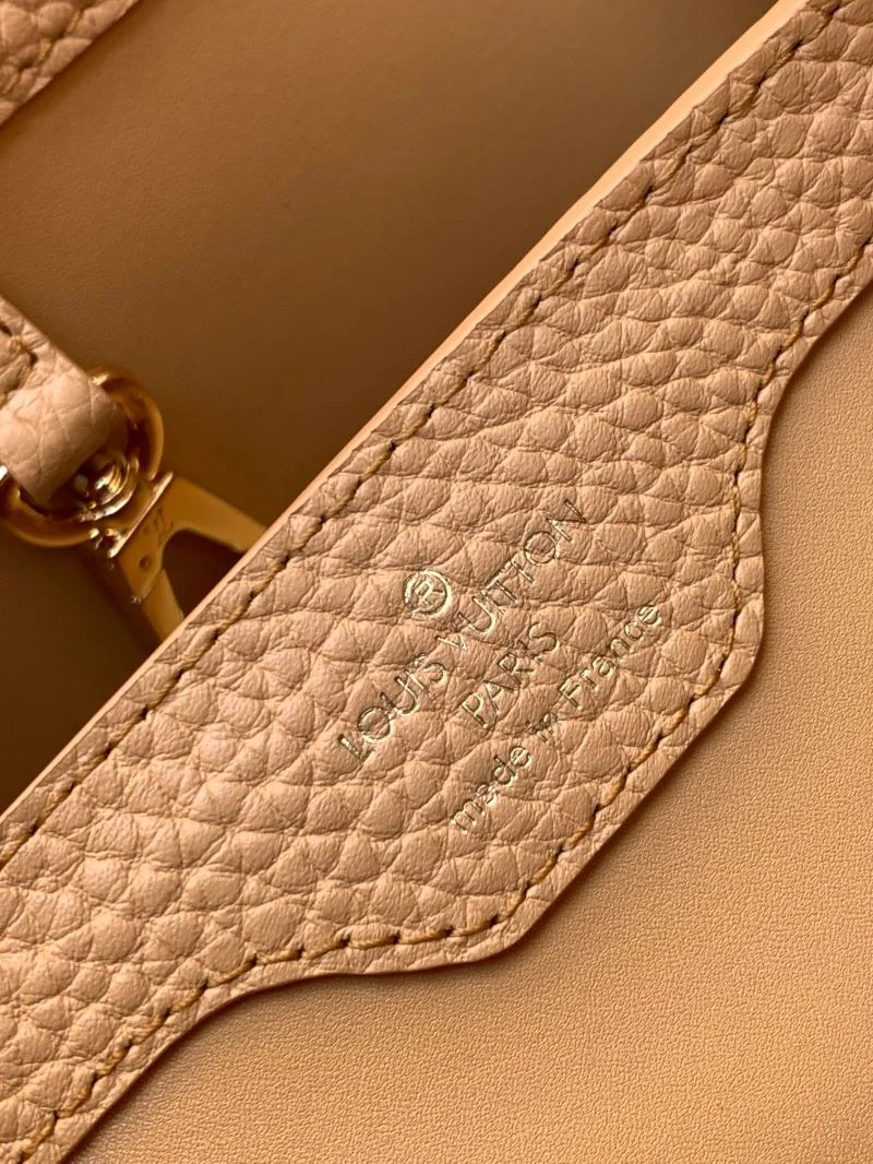 Bargain Louis Vuitton Capucines BB Bags