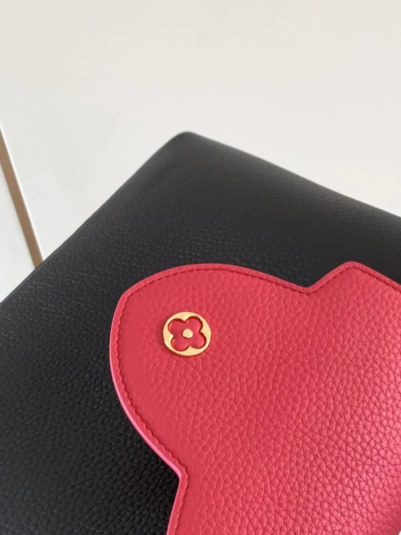 Reasonably priced Louis Vuitton Capucines BB Bags