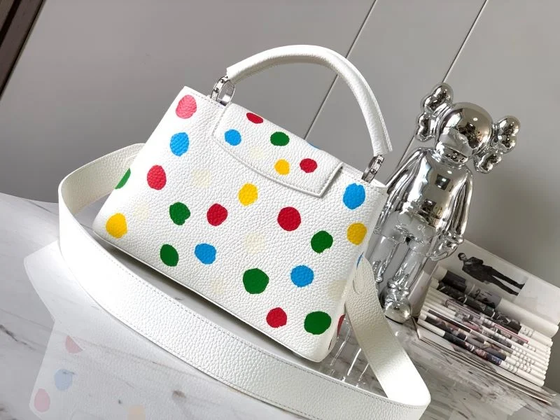Low-cost Louis Vuitton Capucines BB Bags