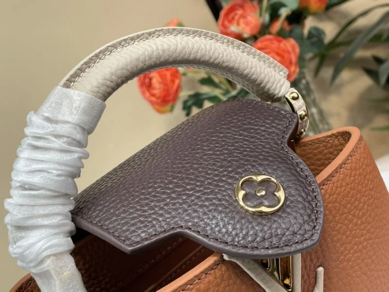 Exact replica Louis Vuitton Capucines BB Bags