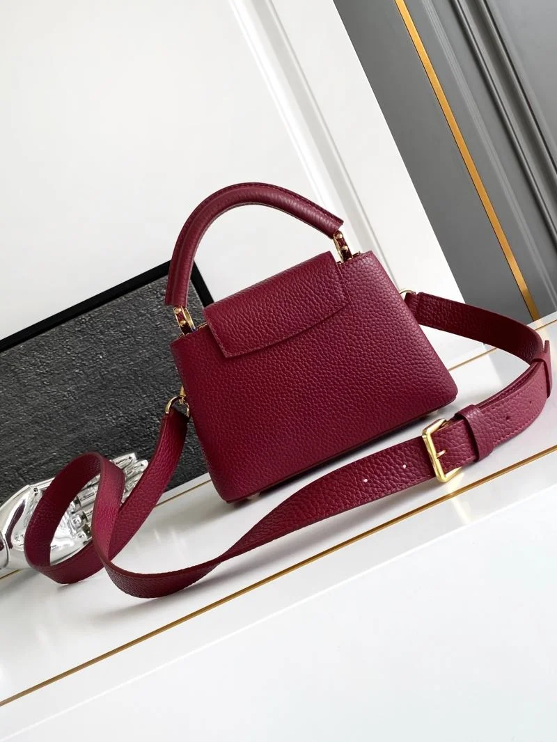Exact replica Louis Vuitton Capucines BB Bags