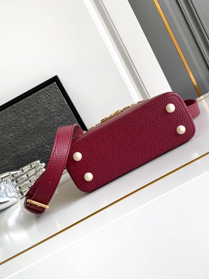 Exact replica Louis Vuitton Capucines BB Bags