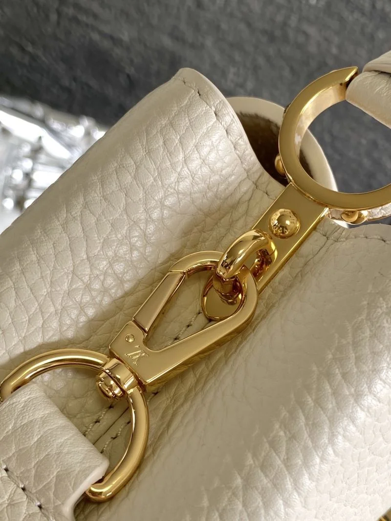 Brand-original Louis Vuitton Capucines BB Bags