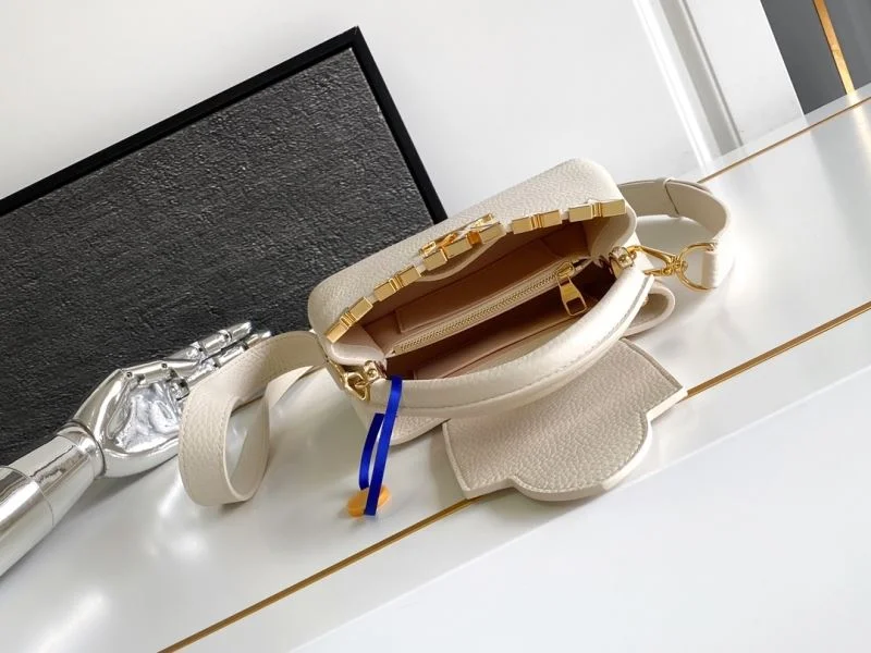 Brand-original Louis Vuitton Capucines BB Bags
