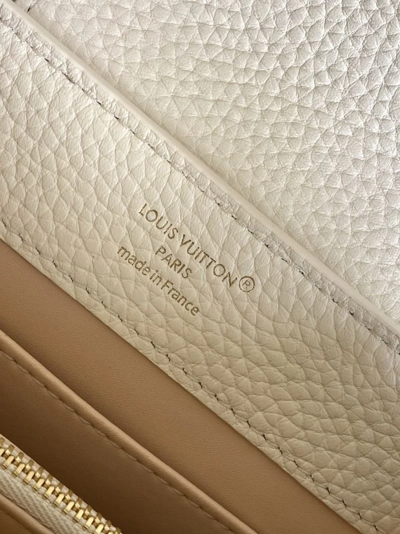 Brand-original Louis Vuitton Capucines BB Bags