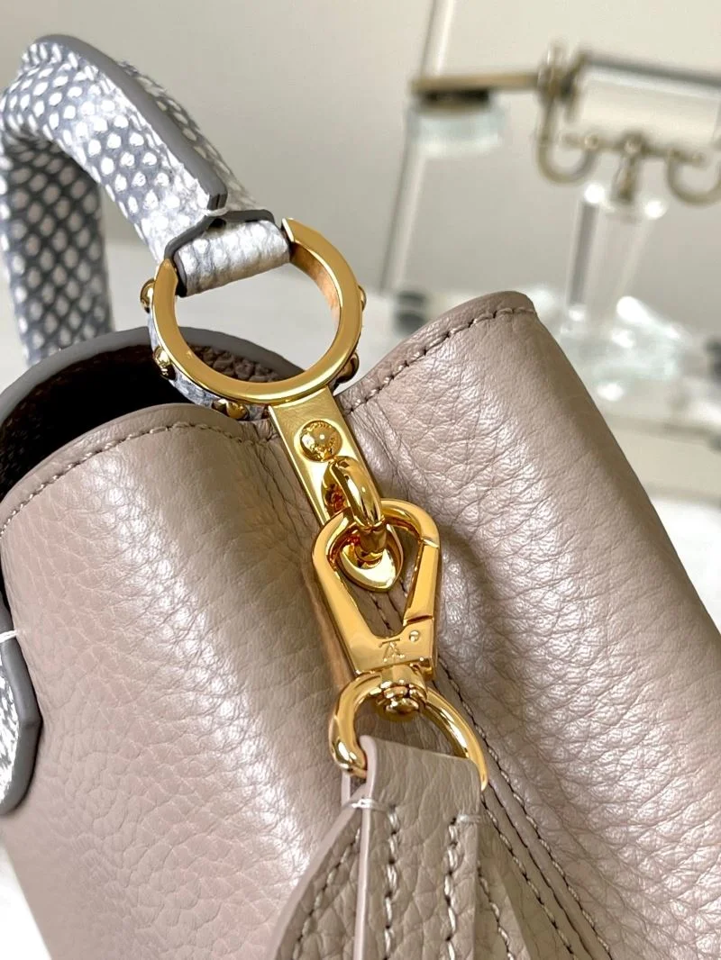 Brand-original Louis Vuitton Capucines BB Bags