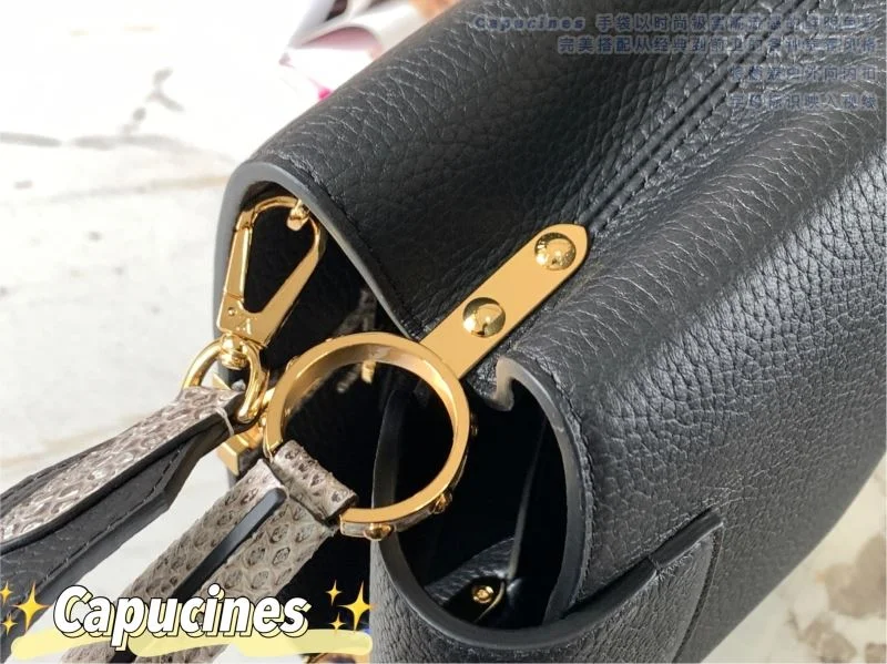 Exact replica Louis Vuitton Capucines BB Bags
