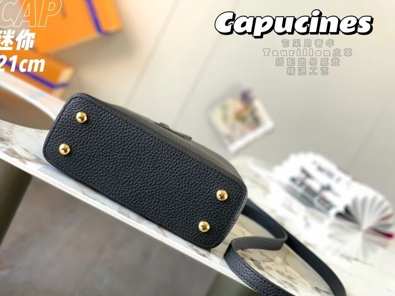 Brand-original Louis Vuitton Capucines BB Bags