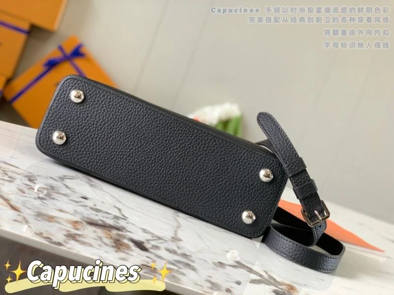 Top mirror Louis Vuitton Capucines BB Bags