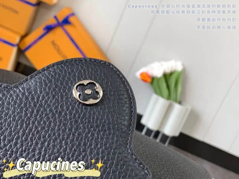 Top mirror Louis Vuitton Capucines BB Bags