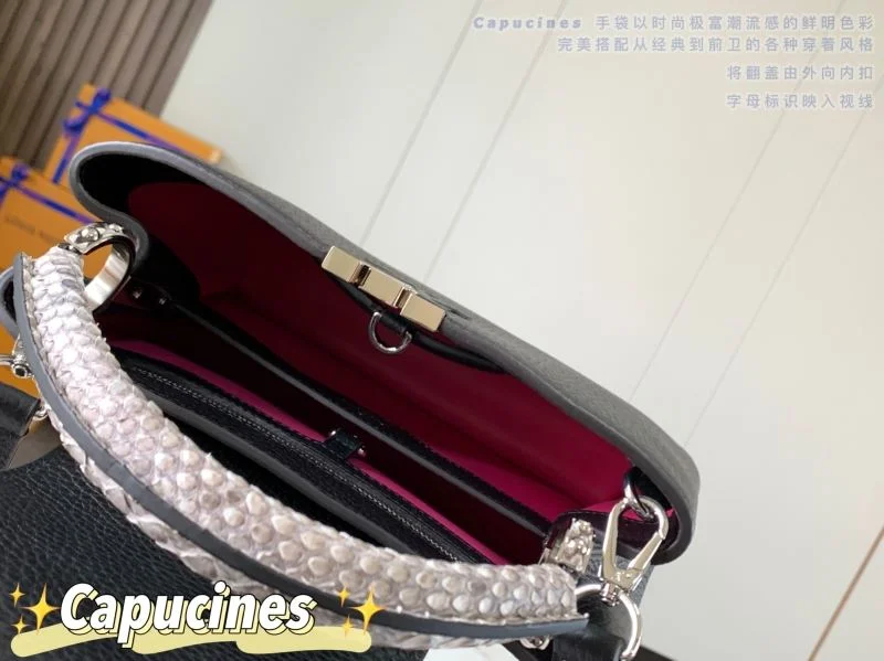 Top mirror Louis Vuitton Capucines BB Bags