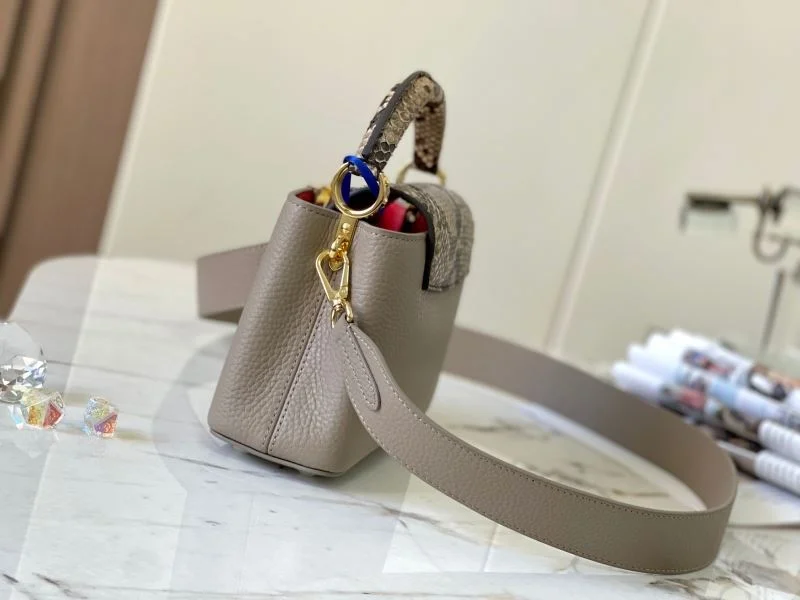 Bargain Louis Vuitton Capucines BB Bags