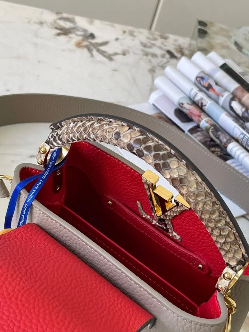 Bargain Louis Vuitton Capucines BB Bags